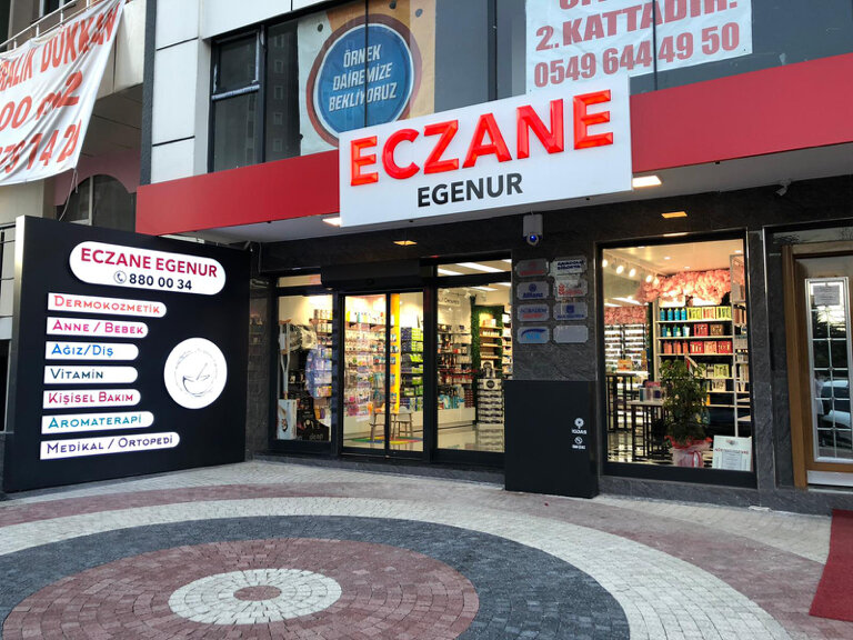 Eczaneler Egenur Eczanesi, İstanbul, foto
