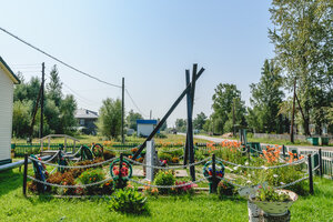 Героям Великой Отечественной войны 1941-1945 гг (Tomsk Region, Kolpashevskiy rayon, selo Ozyornoye, Traktovaya ulitsa), anıt, heykel  Tomskaya oblastından