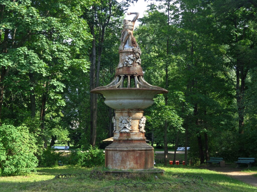 Turistik yerler Фонтан-светильник, Pavlovsk, foto