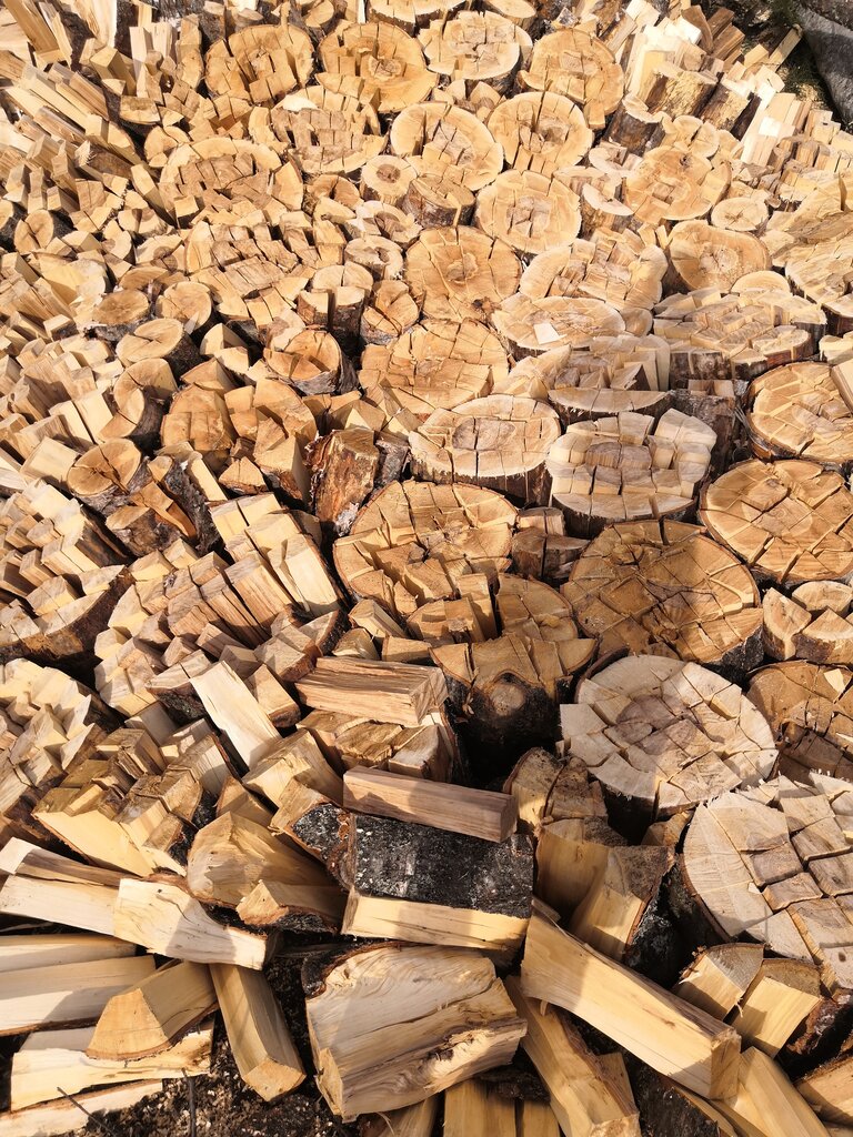 Yakıt firmaları Дрова с доставкой, Saint‑Petersburg ve Leningradskaya oblastı, foto