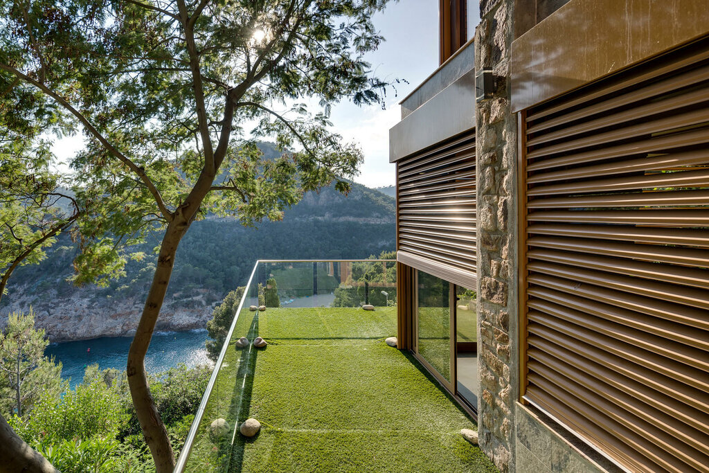 Pencere aksesuarları Rollxpert AG, Zürih, foto