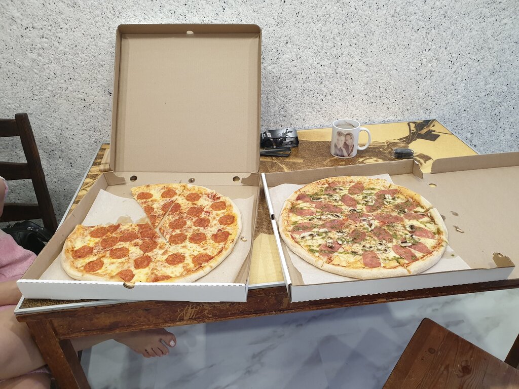 Pizzacılar Pizza Viola Pizza, Saint‑Petersburg, foto