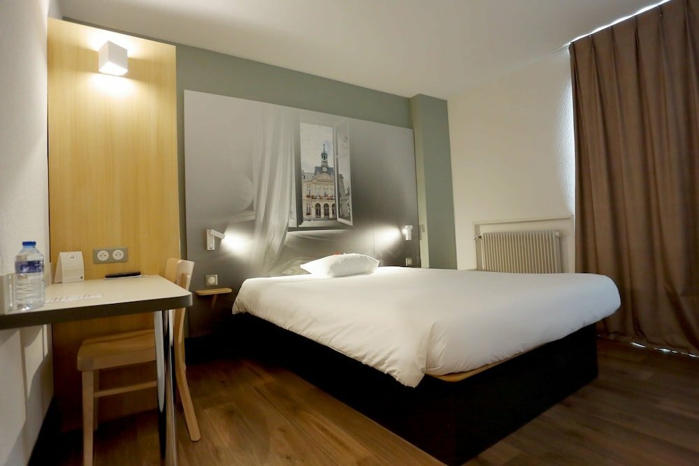 Otel B&b Hotel Chaumont, Chaumont, foto