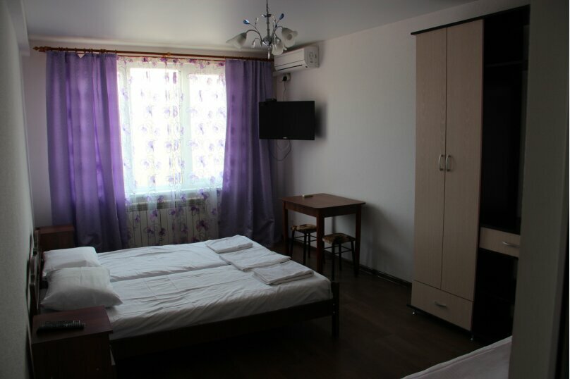 Otel Гостевой дом на Гоголя, Anapa, foto