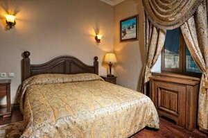 Traditional Boutique Hotel (Turan dańǵyly No:33), otel  Astana'dan