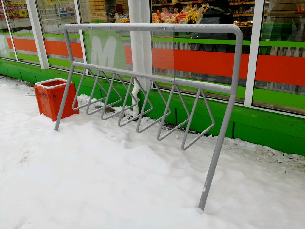 Bisiklet park yerleri Bicycle parking, Yekaterinburg, foto