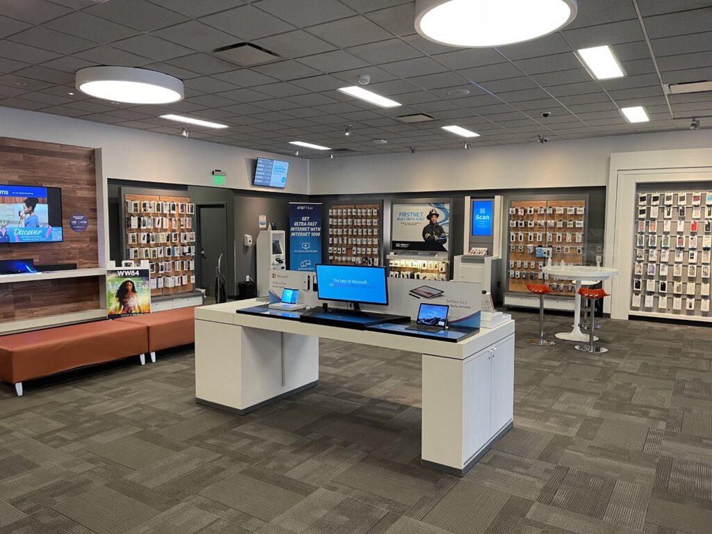 Cep telefonu ve aksesuarları satış mağazaları At&t Store, Louisville, foto