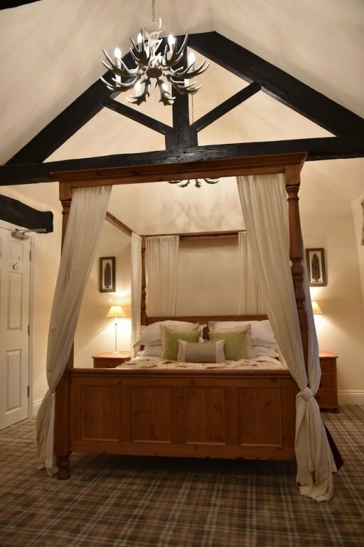 Otel The Moon Inn at Stoney Middleton, İngiltere, foto