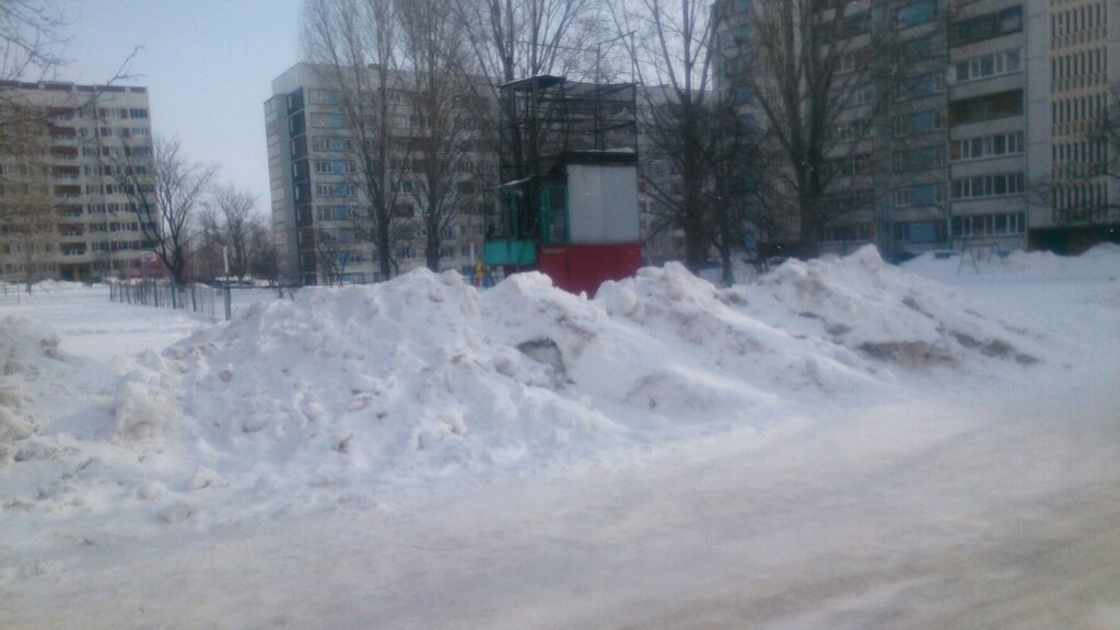 Kuşlar için büyük kafes Голубятня, Ulyanovsk, foto