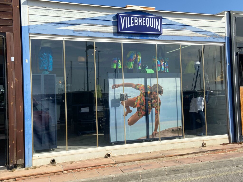 Giyim mağazası Vilebrequin, Calvià, foto