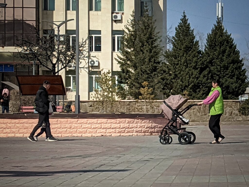 Belediyeler, devlet daireleri Setbayev Belediyesi, Setbayev (Satpayev), foto