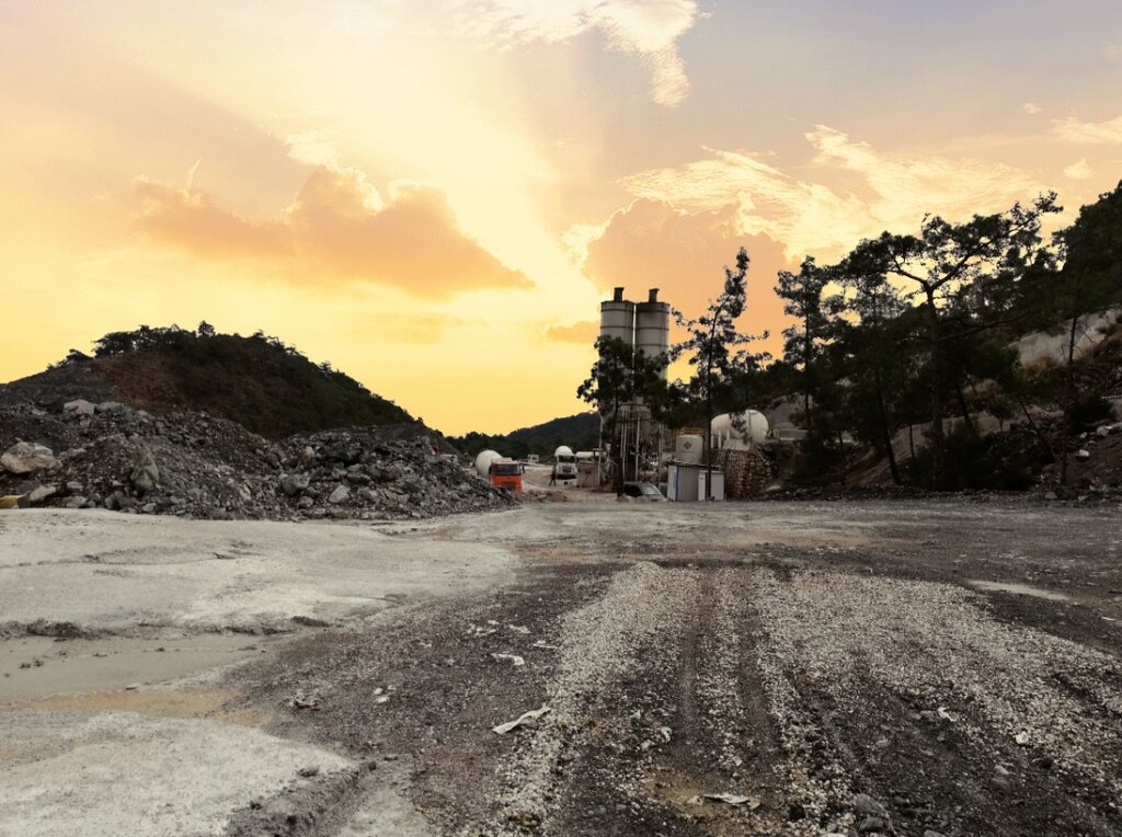 Hafriyat Ün-Taş Hafriyat, Kemer, foto