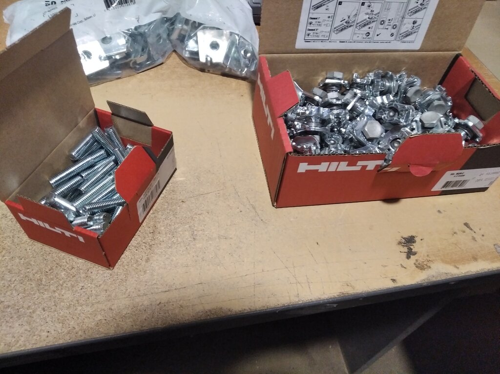 Montaj ekipmanları Krepezhny Kontinent, Moskova, foto