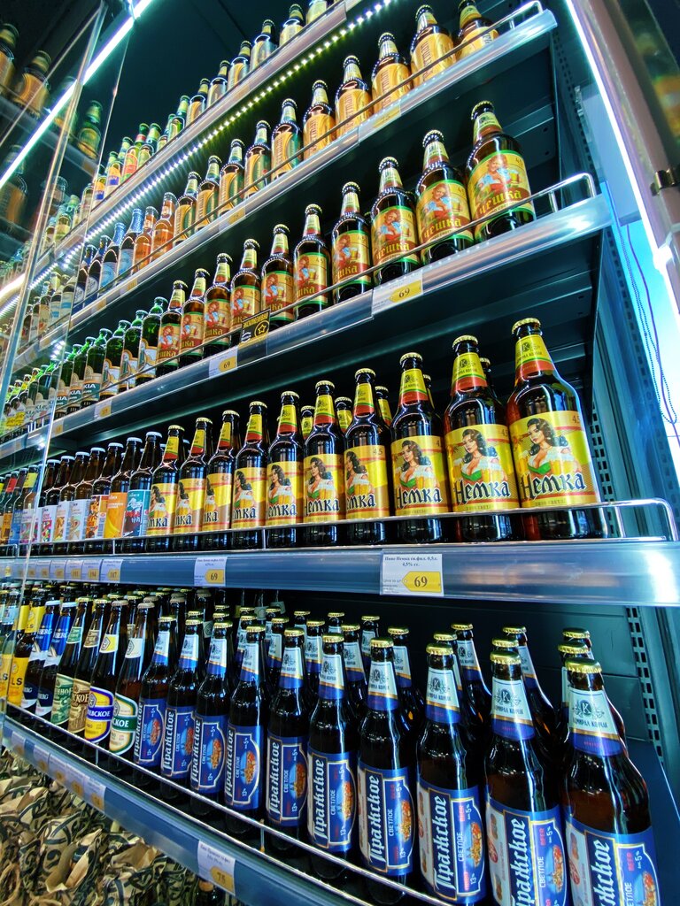 Bira dükkanı Beerman, İrkutskaya oblastı, foto