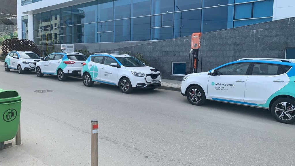 Oto kiralama Morelectric, Aluşta, foto