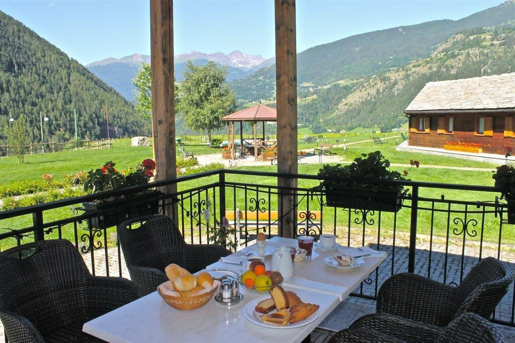 Otel Hostellerie Le Lievre Amoureux, Aosta Vadisi, foto