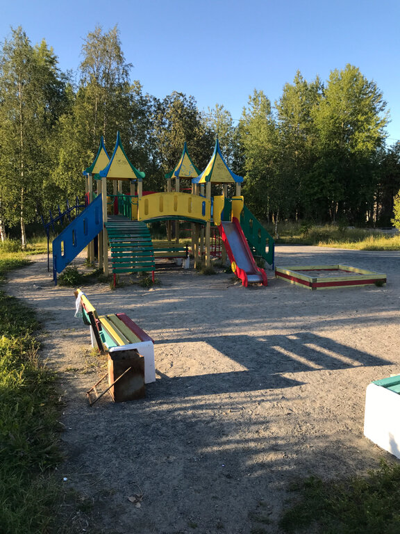Oyun alanı Playground, Kem, foto