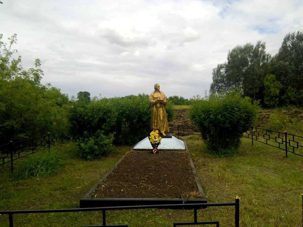 Anıt, heykel Братская могила советских воинов, Orlovskaya oblastı, foto