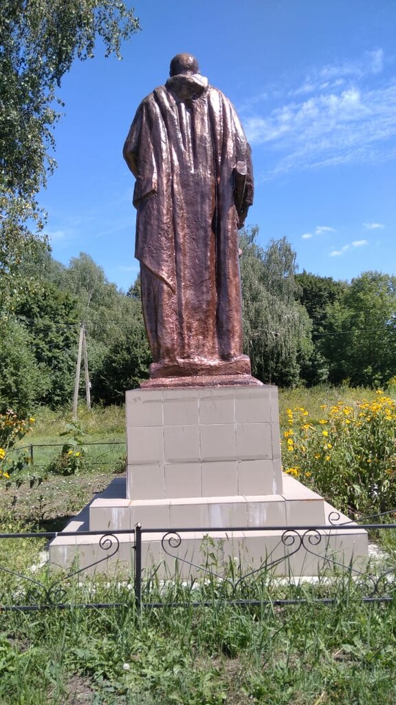 Anıt, heykel Обелиск 167 воинов, Brianskaya oblastı, foto