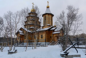Свято-Андреевский морской кафедральный собор (Muzhestva Square No:2), ortodoks kiliseleri  Severomorsk'tan