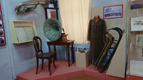 Müzeler ve sanat galerileri Chermozsky Istoriko-Krayevedchesky Muzey, Çormoz, foto