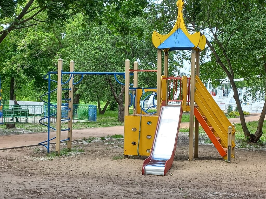 Oyun alanı Playground, Otradny, foto