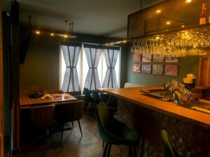 Bistro Blasus (ulitsa Uritskogo No:31А, Zhlobin), kafe  Zhlobin'den