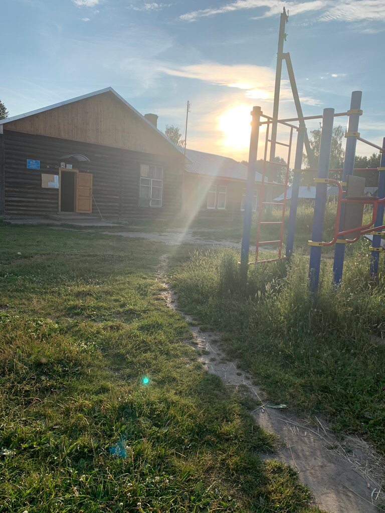 Kültür ocakları Александровский сельский дом культуры, Kostromskaya oblastı, foto