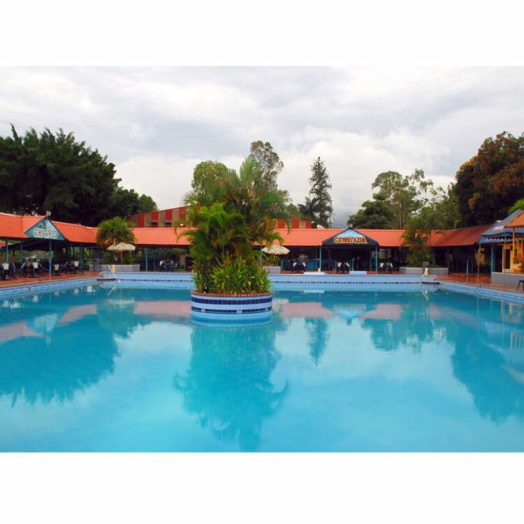 Eğlence merkezleri Centro Recreativo Fucer, Dünya, foto