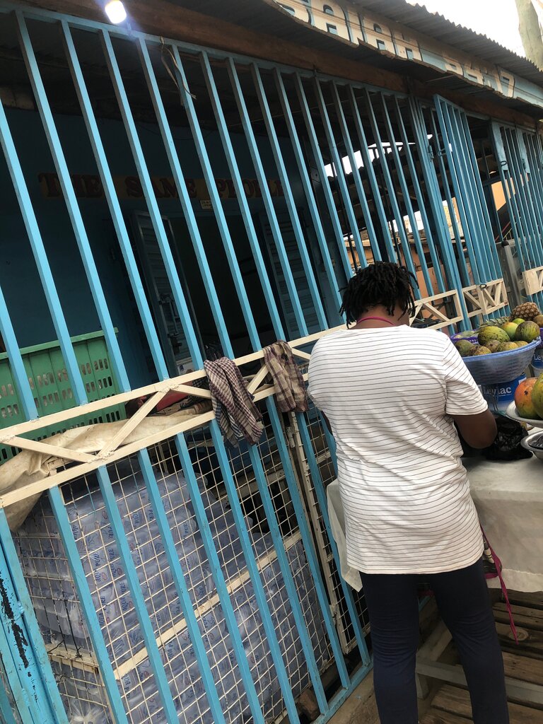 Su satışı Isaiah 54: 17, Dünya, foto