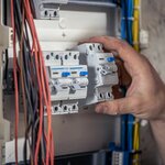 Soluciones Eléctricas (Provincia de Buenos Aires, Partido de San Fernando, San Fernando de la Buena Vista), elektronik eşya mağazaları