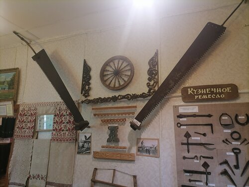 Müzeler ve sanat galerileri Историко-археологический музей, Brianskaya oblastı, foto