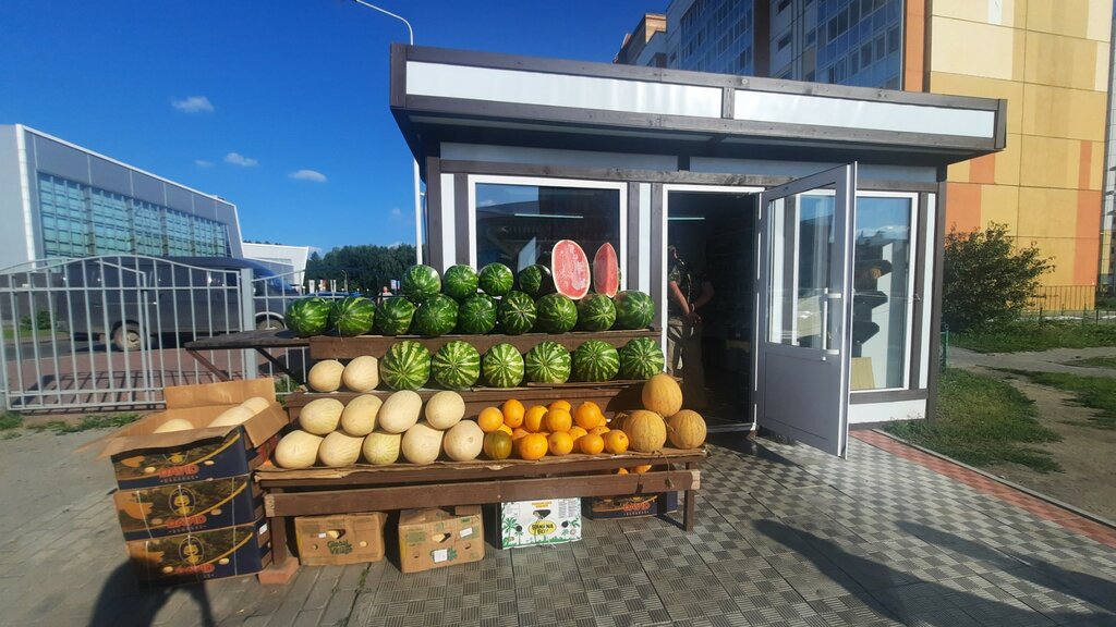 Manavlar Овощи и фрукты, Tomsk, foto