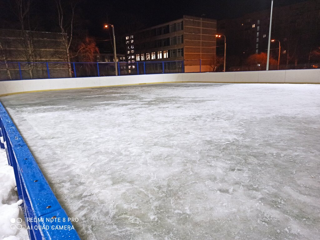 Buz pateni pistleri Ice rink, Saint‑Petersburg, foto