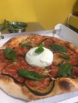 Spizzicotto (Via Fratelli Bagna No:2, Casale Monferrato), pizzacılar  Piyemonte'den