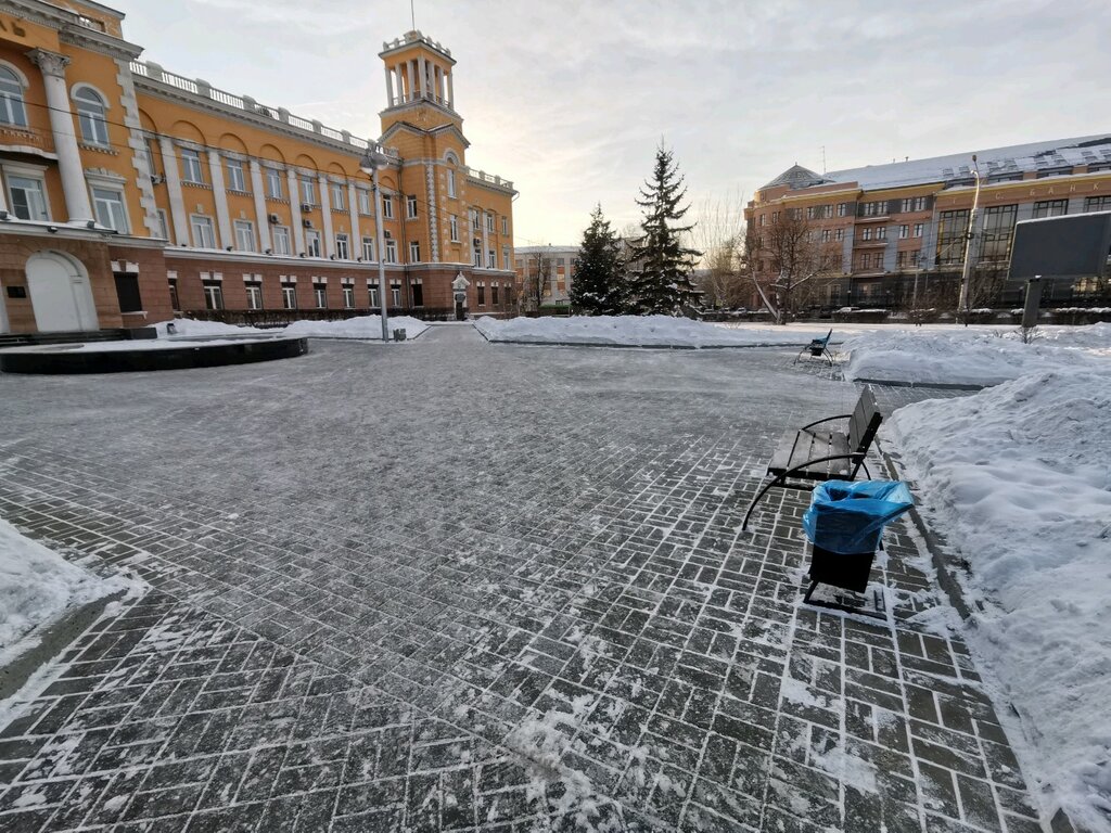 Meydan Тихвинский сквер, Irkutsk, foto