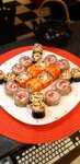 Pizzeria Sushi Bar DIdvAL (ulitsa imeni Lenina No:147/1), suşi restoranı  Kalininsk'ten