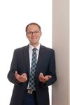 Daniel Schneider, Finanzagenturleiter und Selbstständiger Finanzberater für die Deutsche Bank (Hauptstraße No:105, Herborn), finansal danışmanlık  Herborn'dan