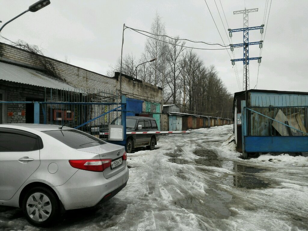 Garajlar Gsk Polyustrovsky, Saint‑Petersburg, foto