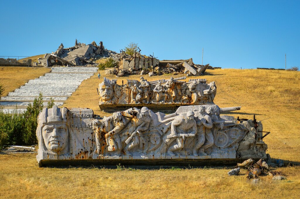 Anıt, heykel Советской пехоте - слава, Donetsk Bölgesi, foto