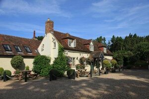 The Black Horse Ireland (England, Bedfordshire County, Ireland), otel  İngiltere'den