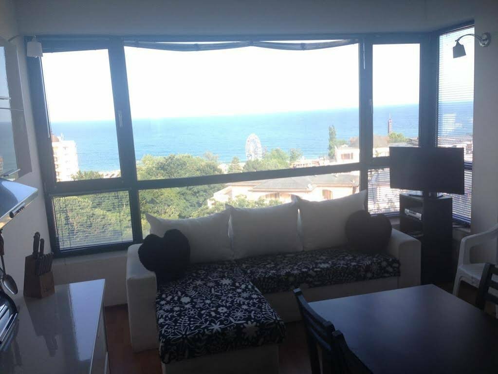 Otel Dilov Apartments In Yalta Golden Sands, Altın Kumlar Tatil Tesisleri, foto