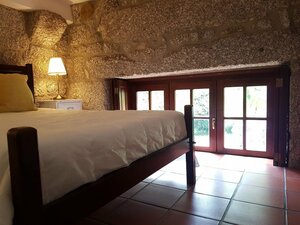 Quinta Do Sorrilhal (Braga, Vieira do Minho, Parada de Bouro), otel  Braga'dan