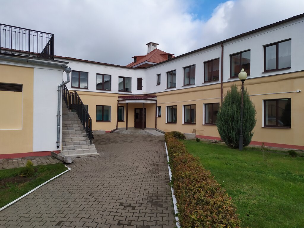 Fen lisesi, sosyal bilimler lisesi Gimnaziya, Shklov, foto