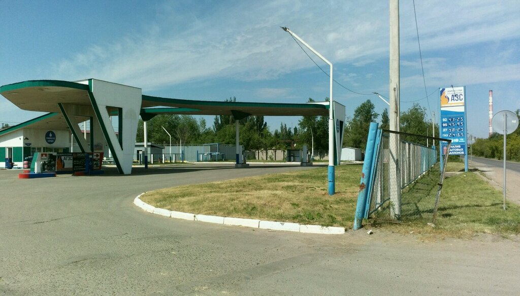 Tüp bayileri Налив бытовых баллонов, Omsk, foto