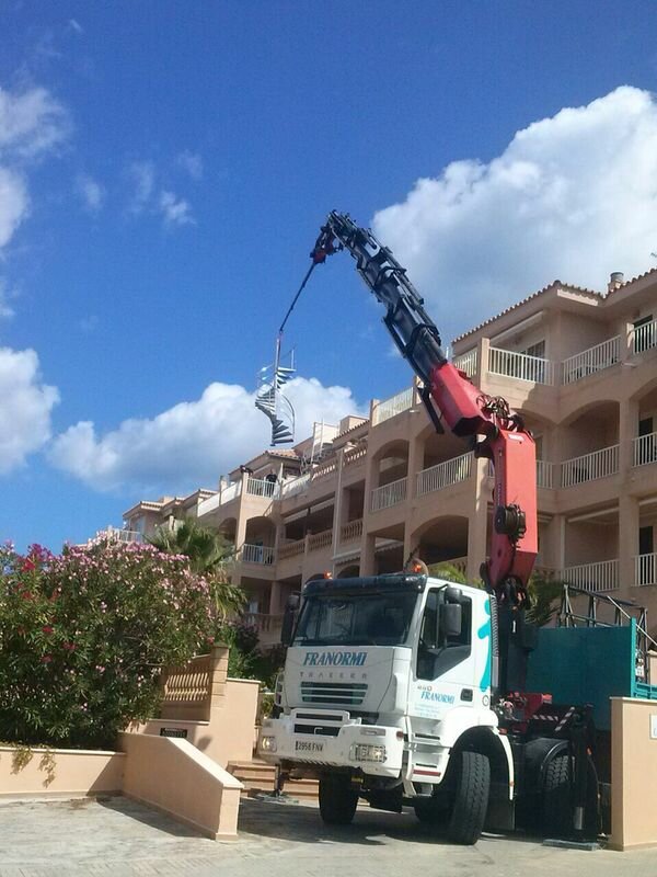 i̇nşaat firmaları Franormi - Grúas y transportes especiales, Balear Adaları, foto