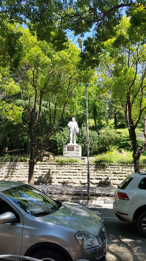 Anıt, heykel В.И. Ленин, Soçi, foto