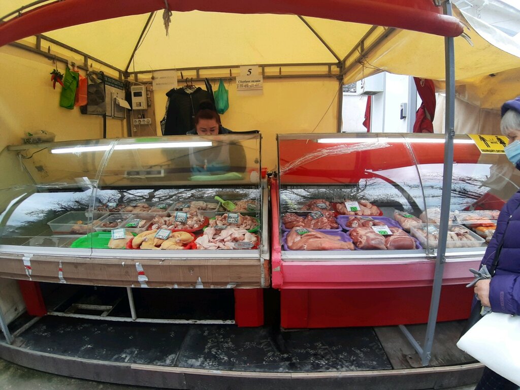 Kanatlı hayvan ürünleri ve yumurta Мясо птицы, Soçi, foto
