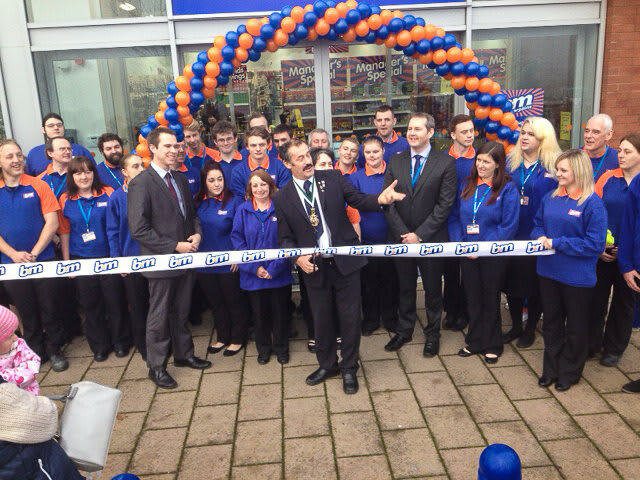 Şans oyunları B&m Store, Exeter, foto