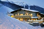 Heart - Manufaktur Appartements (Tyrol, Imst, Plörweg, 8), otel  Tirol'den